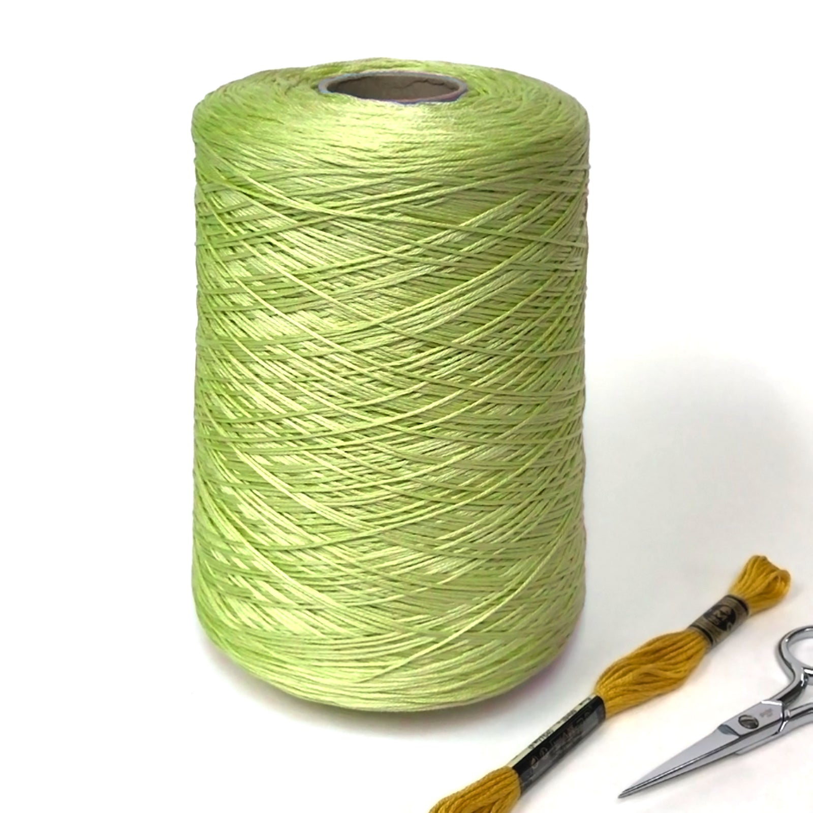 DMC #472 giant floss cone - LIGHT GREEN - 2100 meters